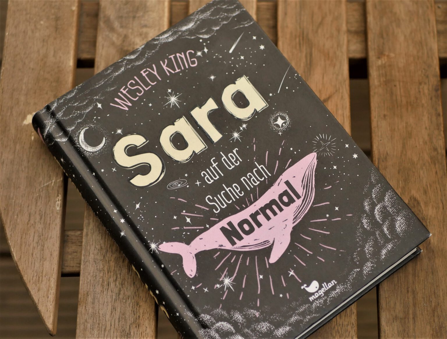 [Rezension] "Sara auf der Suche nach Normal" von Wesley King ...
